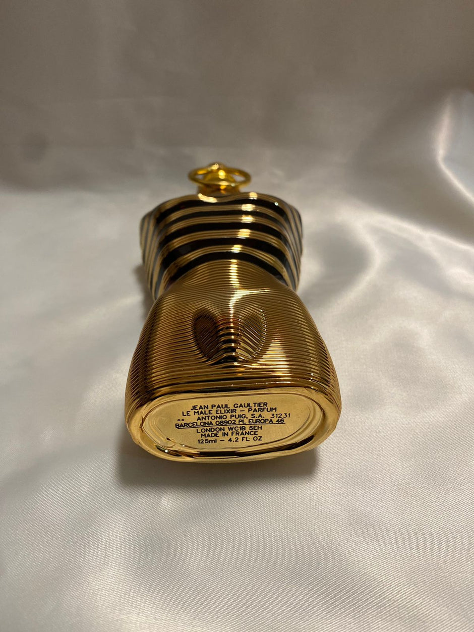 SIGNATURE SCENT – Signature Scent